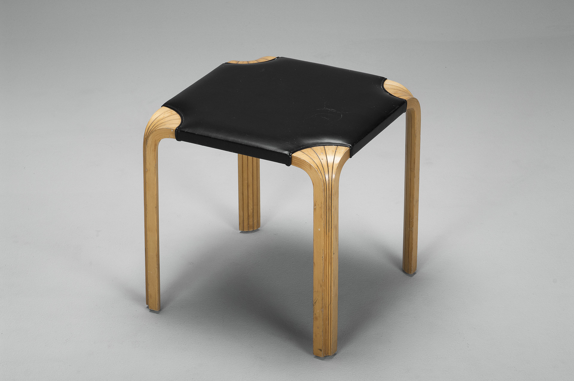 Jacksons - Fan Leg Stool, Model no. X601 - Alvar Aalto