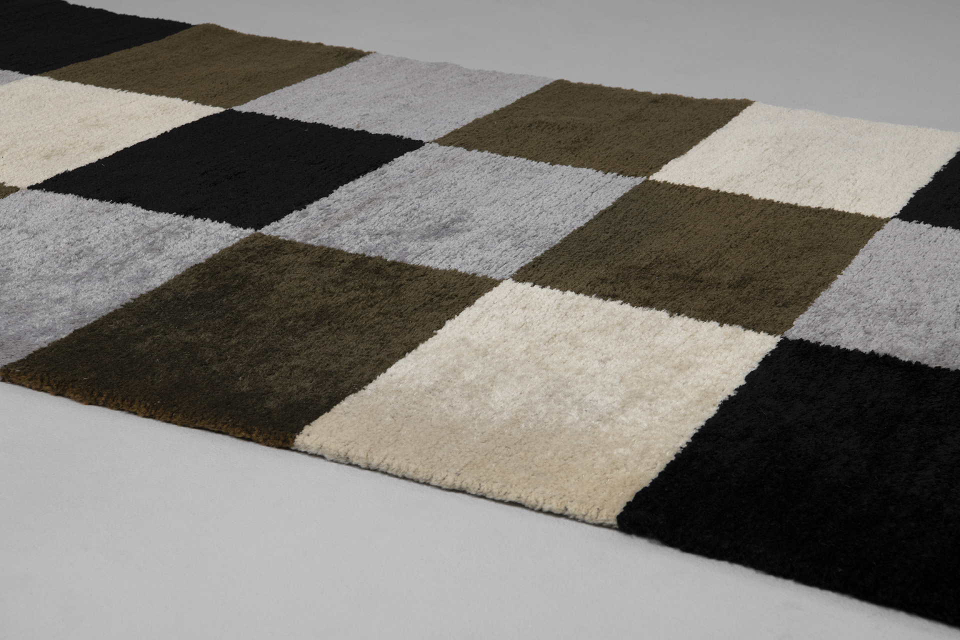 Jacksons - Double Sided Carpet - Astrid Sampe