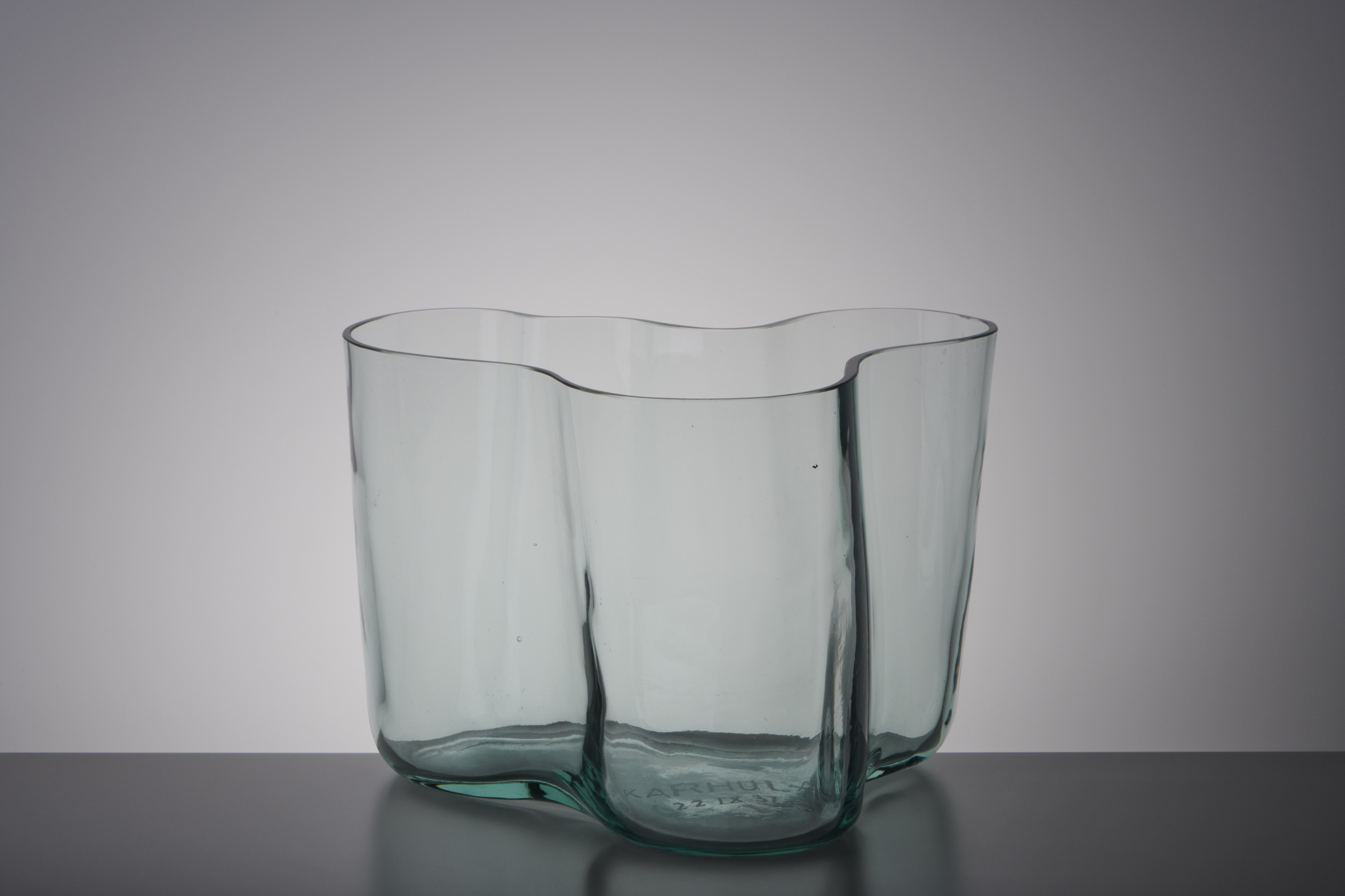 Jacksons - Early and Rare 'Savoy' Vase, Model no. 9750 - Alvar Aalto